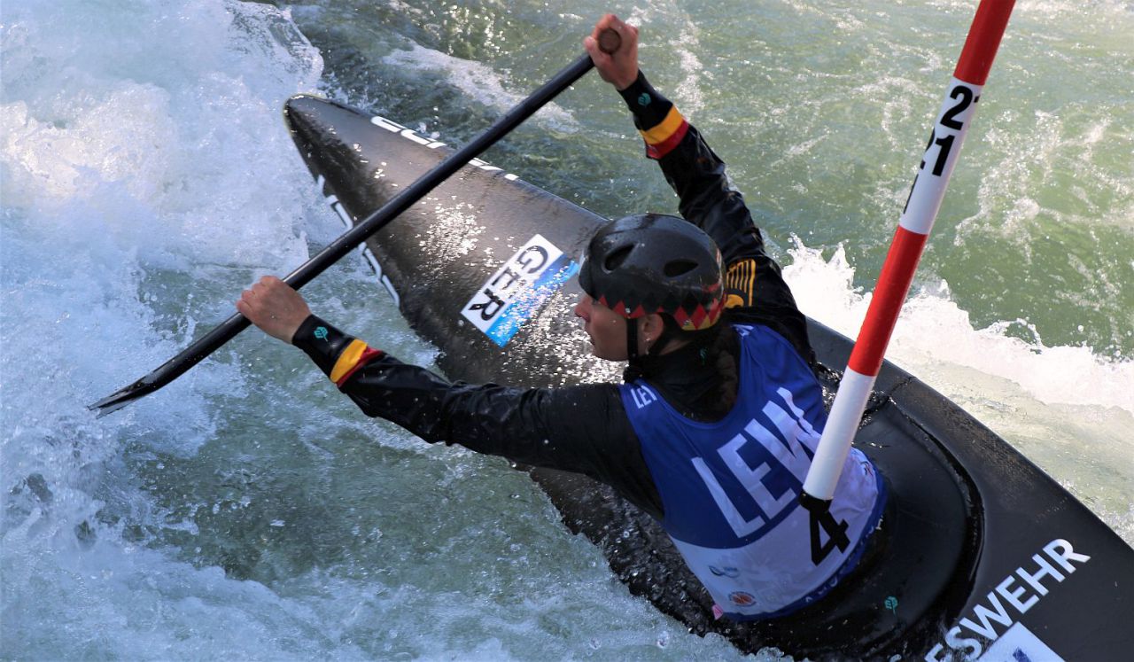 Qualifikationsrennen für die Canadier Einer Damen und Herren - Kanu ...