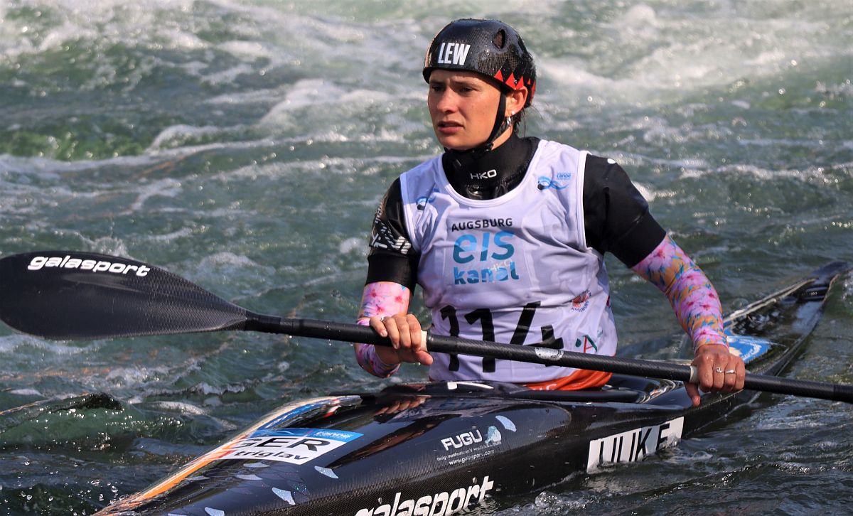 ICF Kanuslalom Weltcup in Pau - Boater Cross (CSLX) Heats - Kanu ...
